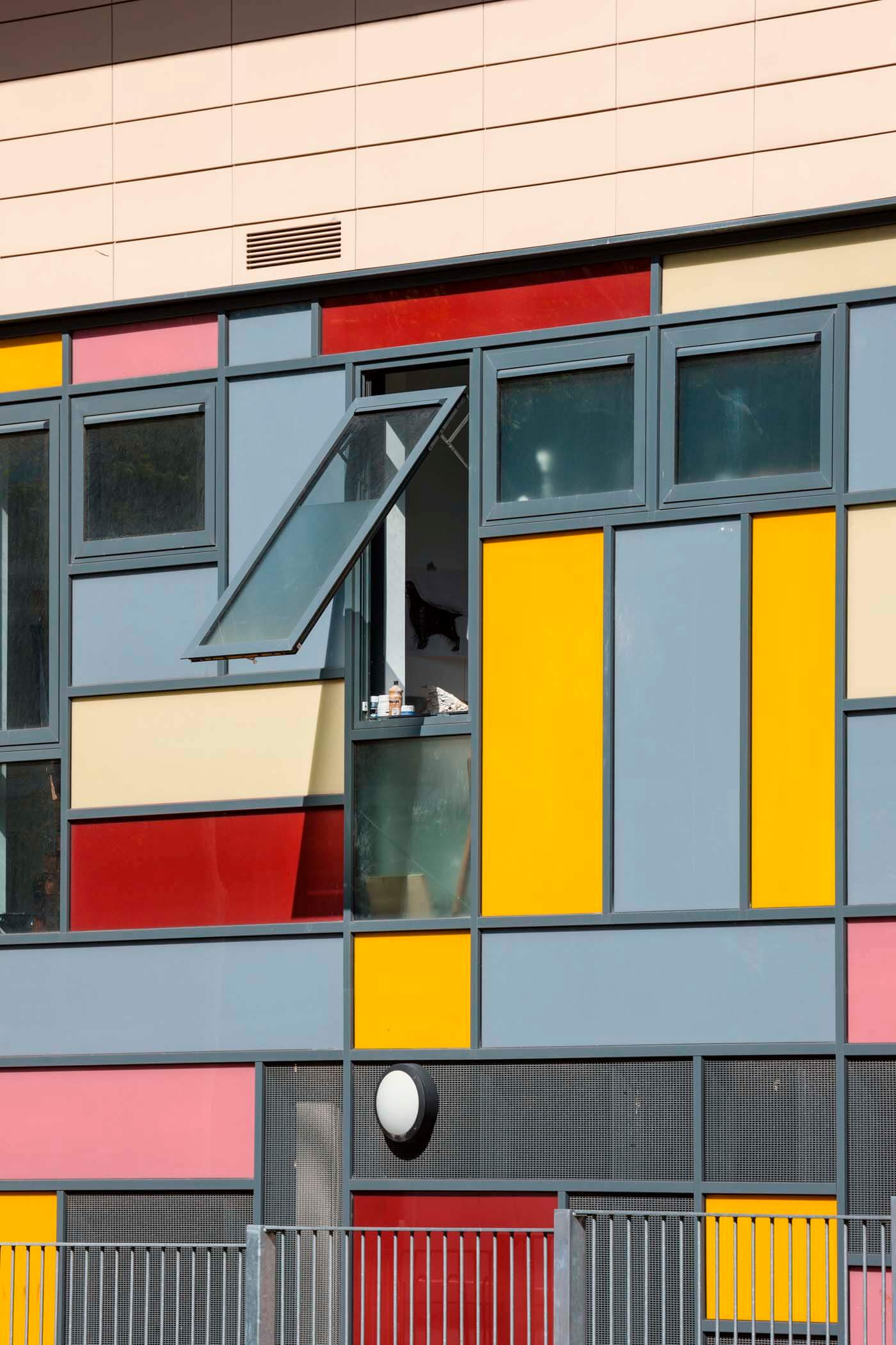 Sapa Dualframe 75Si Reversible Window | A Plus Aluminium